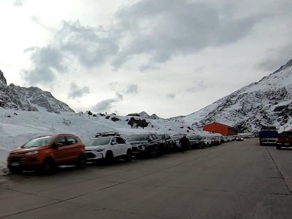 Cientos de turistas llegaron a Portillo a conocer la nieve | 24horas