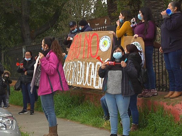 Complejo escenario para Escuela Aliwen de Talca | 24horas