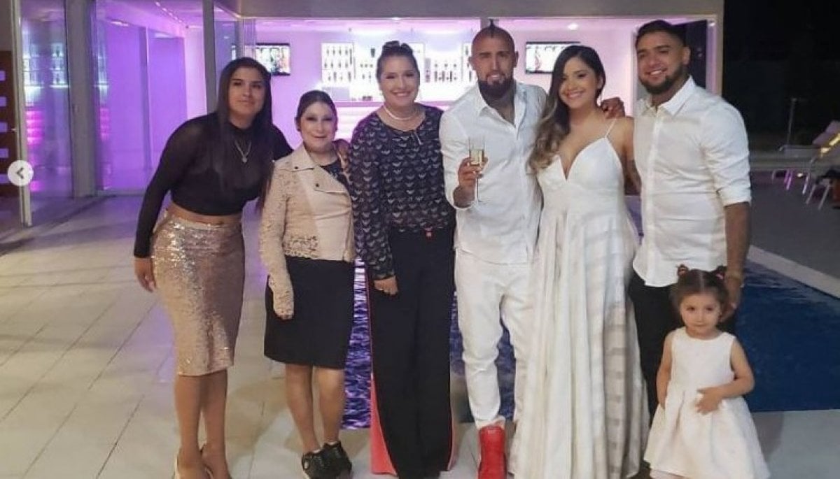 "Vida c...": hermano de Arturo Vidal se manifiesta tras muerte de ...