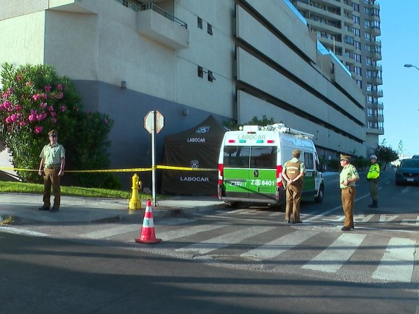 Investigan Muerte De Mujer Que Cayó Desde Edificio En Sector Sur 24horas 3999