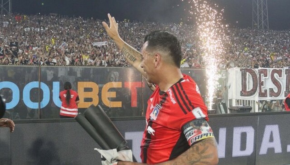 "Estoy orgulloso de este paso": El logro de Esteban Paredes tras dejar ...