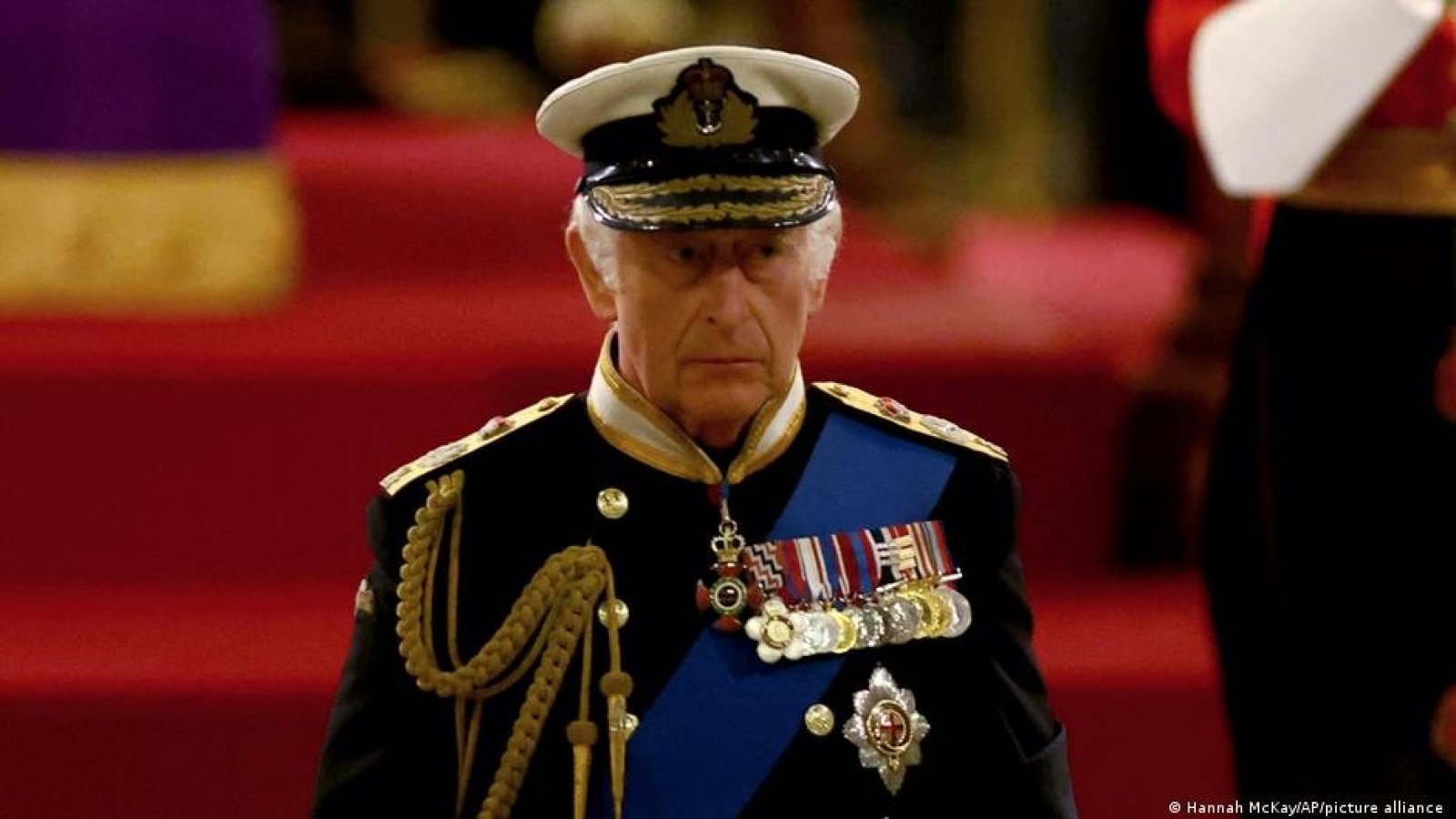 Indígenas exigen a Carlos III disculpas por Indígenas exigen a Carlos III disculpas por