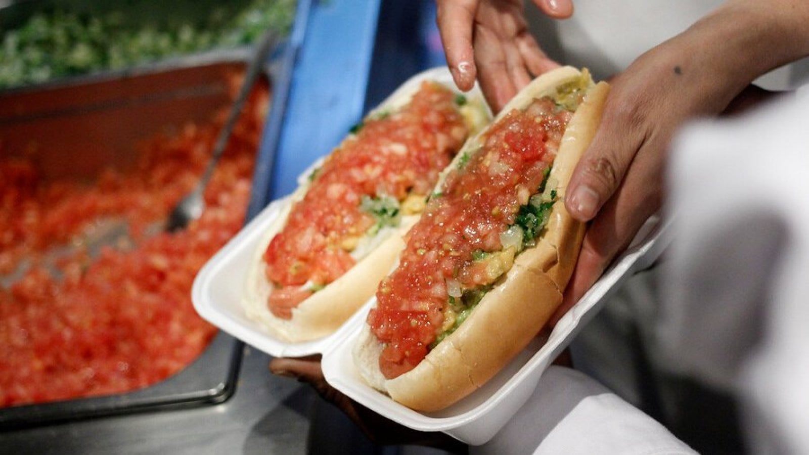 completo comida chilena