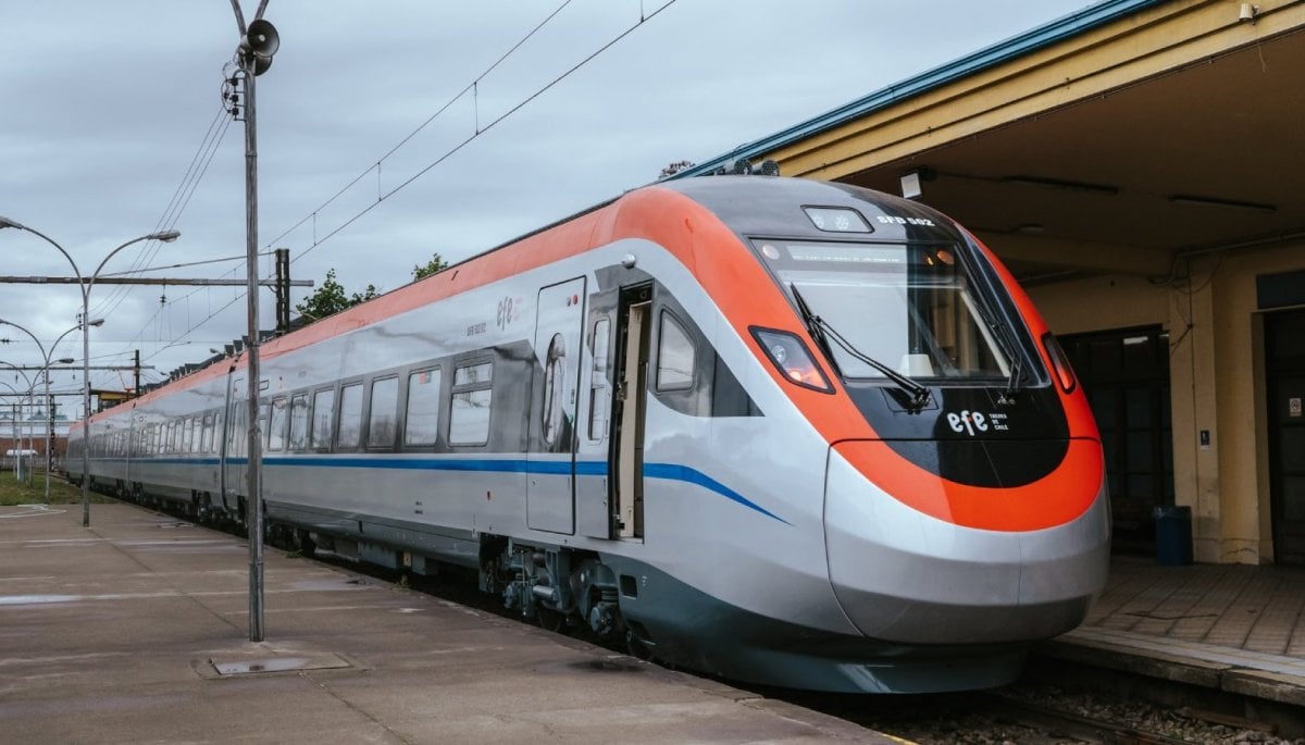 Usuarios maravillados por pruebas en Chile del tren más rápido de Sudamérica | 24horas
