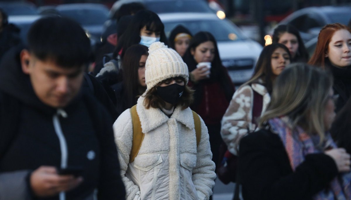 Hasta -7°: Cuánto frío hizo este lunes en Santiago | 24horas