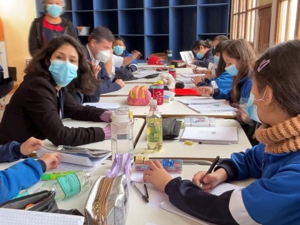 Estudiantes retornaron a clases con medidas sanitarias obligatorias ...