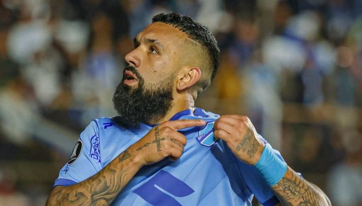 Ronnie Fernández deja al borde de la eliminación al Paranaense de ...
