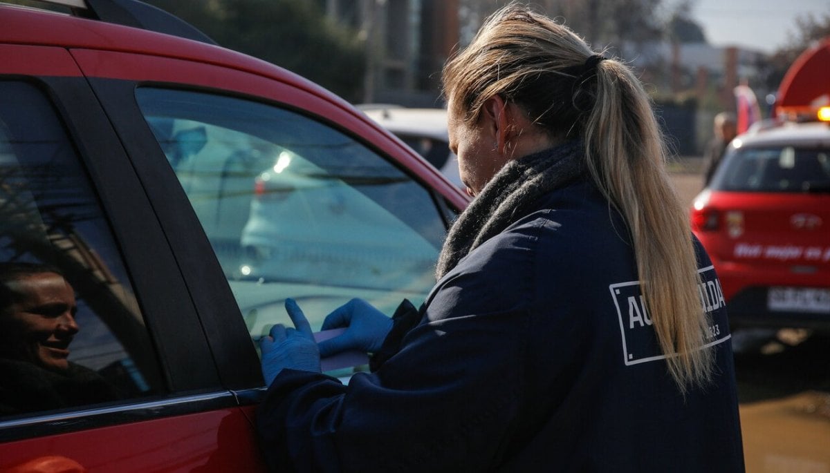 Nueva ley: el plazo para grabar tu patente en vidrios y espejos | 24horas