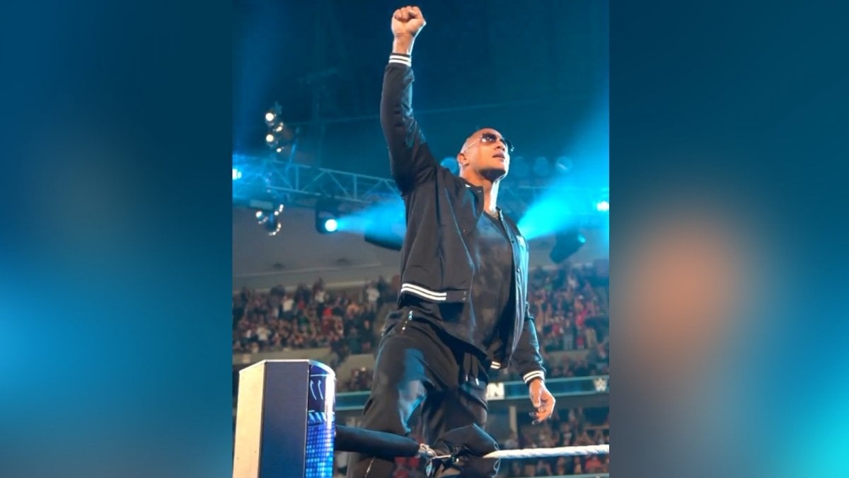 Con un "codazo del pueblo": La Roca volvió a la WWE tras cuatro años ...