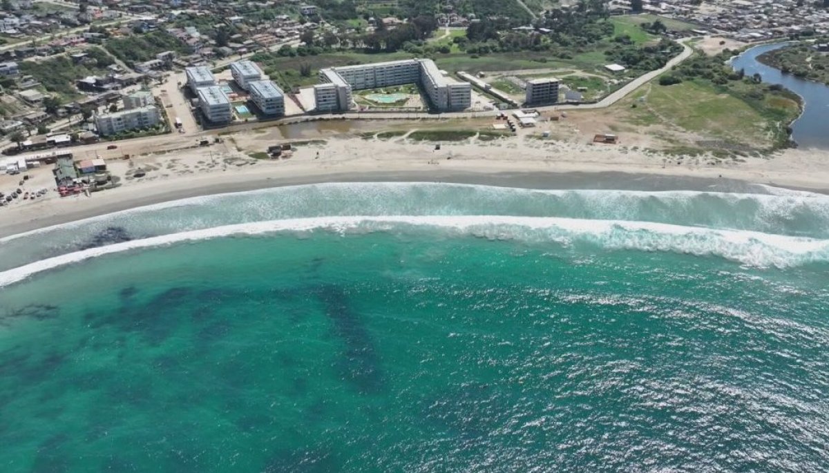 Informe 24: Los Molles a la deriva, la disputa por la playa que hoy ...