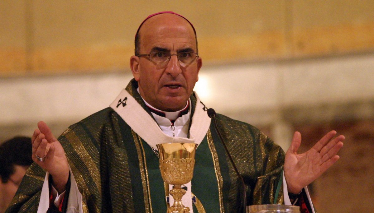 Papa Francisco nombra a Fernando Chomali como Arzobispo de Santiago ...