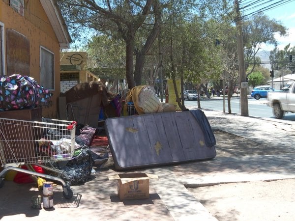 RUCOS EN PLENA CALLE | 24horas