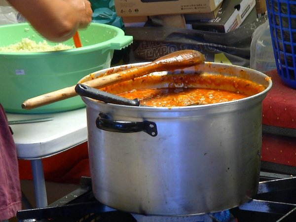 Damnificados piden urgente ayuda para sostener ollas comunes | 24horas