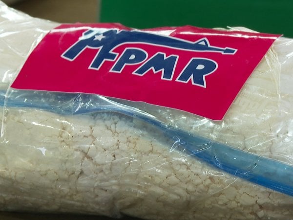 Vendían pasta base en bolsas con el logo del FPMR | 24horas