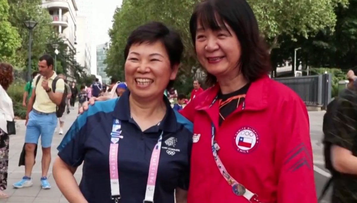 Tras cuatro décadas: Tania Zeng se reencontró con compañera que ahora ...