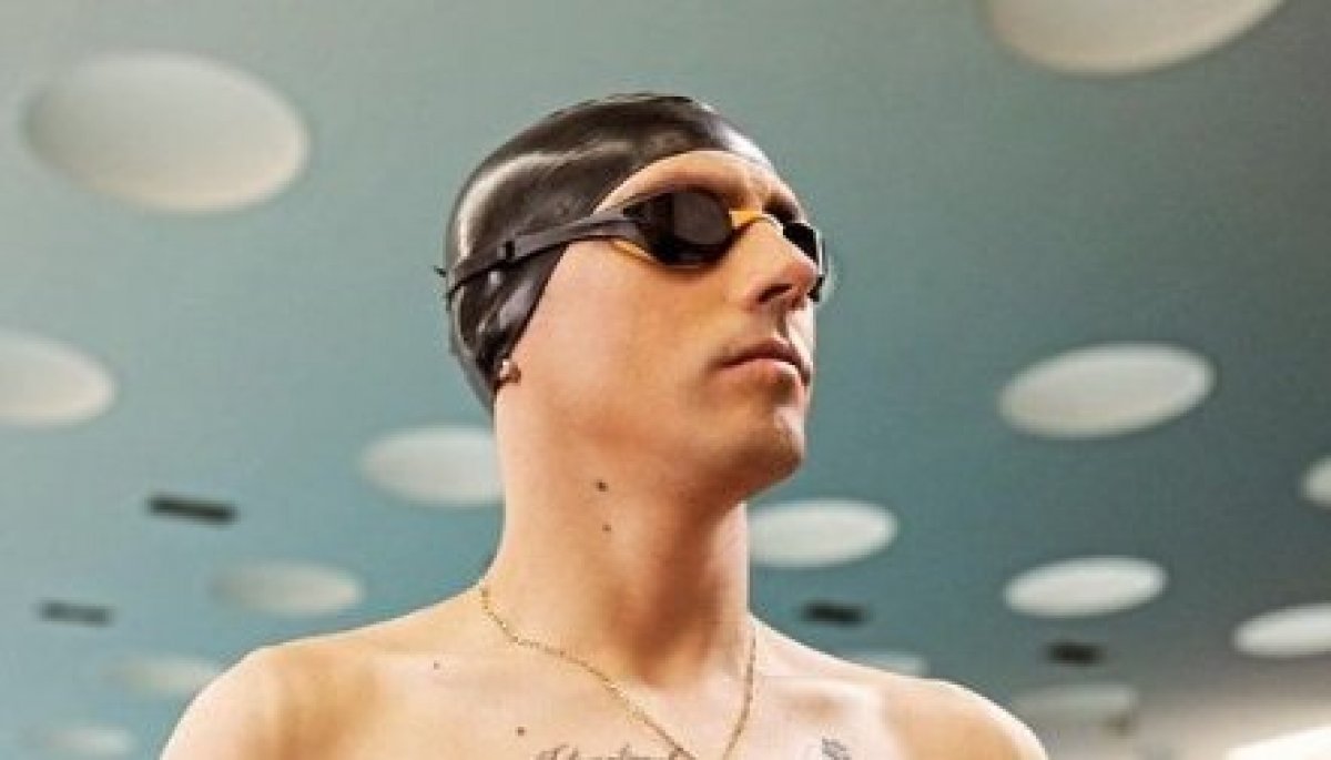 Robaron su silla de ruedas: medallista paralímpico Alberto Abarza es víctima de violento robo en ...