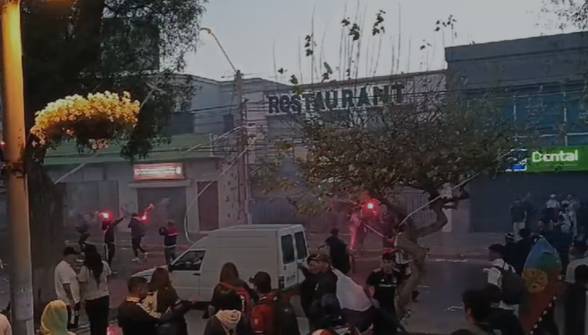 Banderazo de hinchas de Colo Colo en Copiapó termina con nueve ...