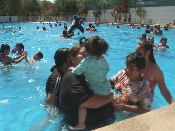 Apertura de piscina municipal en T. Amarilla | 24horas