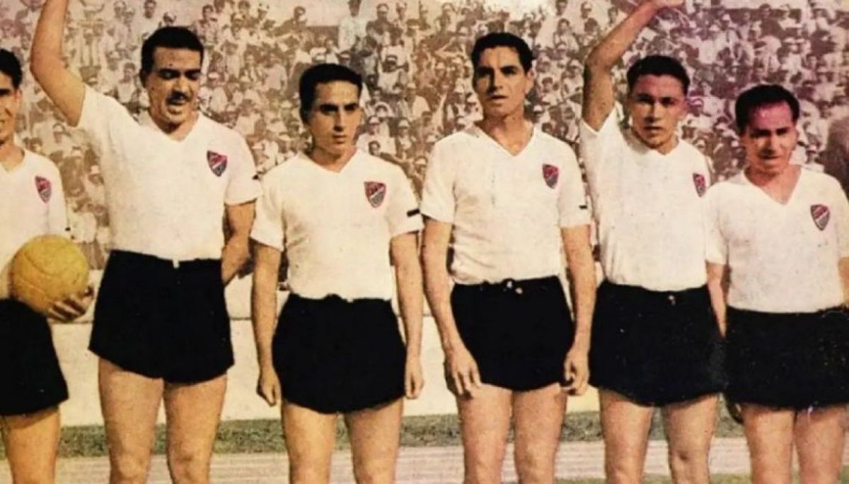 ¿Colo Colo debía descender en 1945? La verdadera historia tras la ...