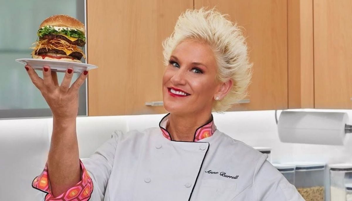 Muere Anne Burrell, reconocida chef y estrella de Food Network, a los ...