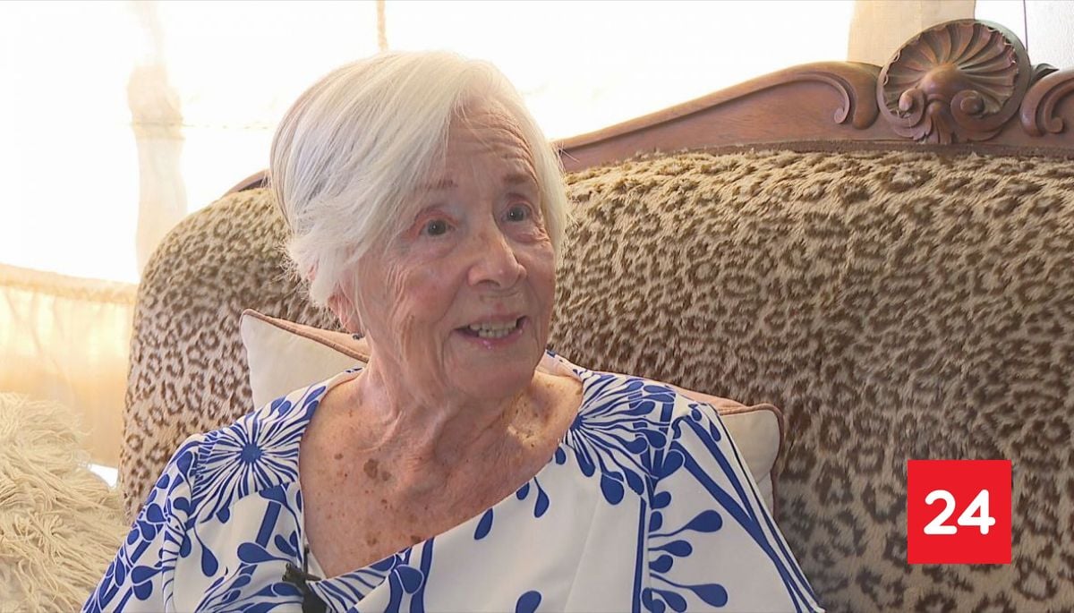 Delfina Guzmán recibe homenaje de la Universidad de Chile | 24horas